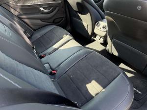 Grey Mercedes-Benz E 300 2019 in Siauliai, with an engine capacity of 1.95 L and mileage of 145 thousand km for 17700 €, photo 10 on AUTOMOTO.COM.LV
