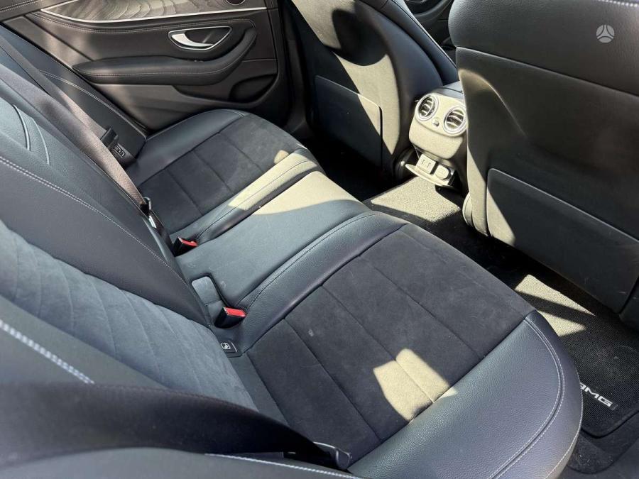 Grey Mercedes-Benz E 300 2019 in Siauliai, with an engine capacity of 1.95 L and mileage of 145 thousand km for 17700 €, photo 10 on AUTOMOTO.COM.LV