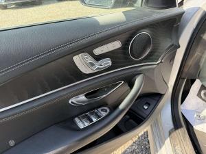 Grey Mercedes-Benz E 300 2019 in Siauliai, with an engine capacity of 1.95 L and mileage of 145 thousand km for 17700 €, photo 13 on AUTOMOTO.COM.LV