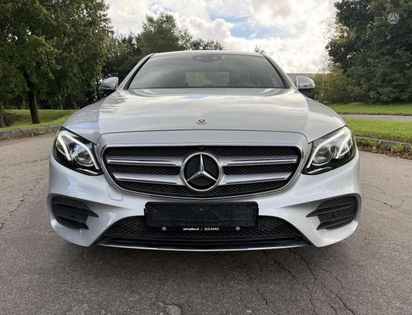 Pelēks Mercedes-Benz E 300 2019 Šauļi, ar dzinēja tilpumu 1.95 L un nobraukumu 151 tūkst. km par 14200 €, foto 3 vietnē AUTOMOTO.COM.LV