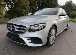 Grey Mercedes-Benz E 300 2019 in Siauliai, with an engine capacity of 1.95 L and mileage of 151 thousand km for 14200 €, photo 4 on AUTOMOTO.COM.LV