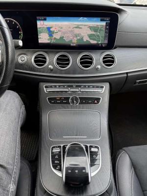 Grey Mercedes-Benz E 300 2019 in Siauliai, with an engine capacity of 1.95 L and mileage of 151 thousand km for 14200 €, photo 15 on AUTOMOTO.COM.LV