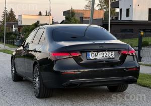 Grey Mercedes-Benz E 300 2022 in Valka, with an engine capacity of 2.00 L and mileage of 187 thousand km for 26690 €, photo 5 on AUTOMOTO.COM.LV