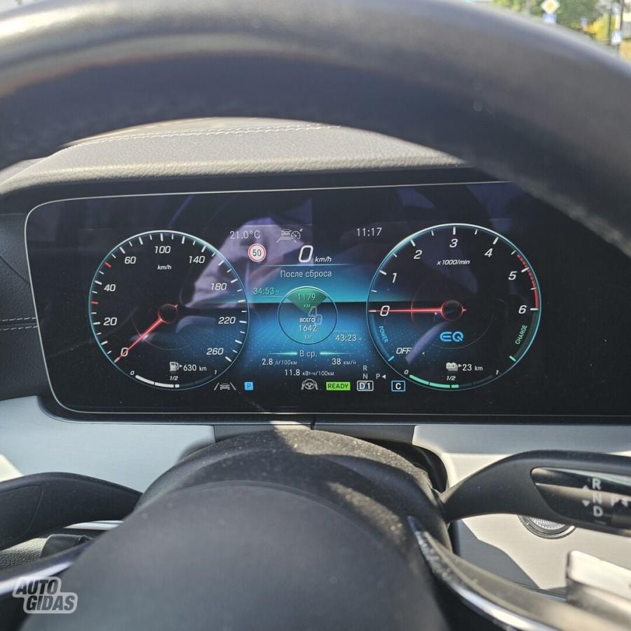 Grey Mercedes-Benz E 300 2022 in Vilnius, with an engine capacity of 2.00 L and mileage of 239 thousand km for 28800 €, photo 3 on AUTOMOTO.COM.LV