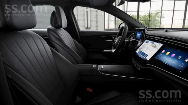 Pelēks Mercedes-Benz E 300 2023 Rīga, ar dzinēja tilpumu 2.00 L un nobraukumu 6 tūkst. km par 64900 €, foto 8 vietnē AUTOMOTO.COM.LV