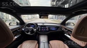 Серый Мерседес Е 300 2024 в Рига, объемом двигателя 2.00 л и пробегом 22 тыс. км за 75000 €, фото 4 на AUTOMOTO.COM.LV