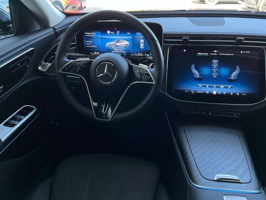 Grey Mercedes-Benz E 300 2024 in Kaunas, with an engine capacity of 2.00 L and mileage of 6 thousand km for 48400 €, photo 13 on AUTOMOTO.COM.LV