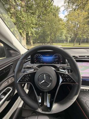 Grey Mercedes-Benz E 300 2025 in Kaunas, with an engine capacity of 2.00 L and mileage of 3 thousand km for 59230 €, photo 10 on AUTOMOTO.COM.LV