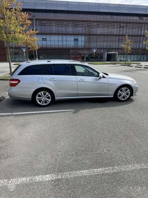 Pelēks Mercedes-Benz E 300 2010 Klaipėda, ar dzinēja tilpumu 3.00 L un nobraukumu 315 tūkst. km par 6200 €, foto 8 vietnē AUTOMOTO.COM.LV