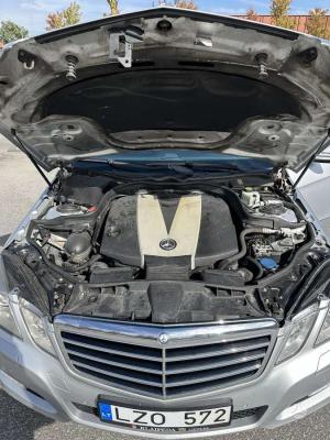 Pelēks Mercedes-Benz E 300 2010 Klaipėda, ar dzinēja tilpumu 3.00 L un nobraukumu 315 tūkst. km par 6200 €, foto 17 vietnē AUTOMOTO.COM.LV