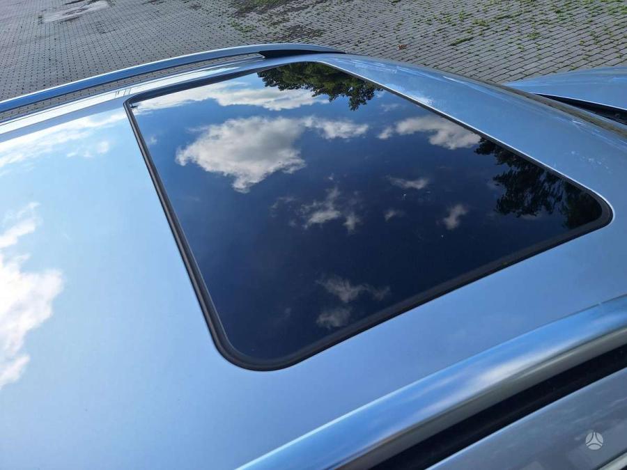 Grey Mercedes-Benz E 300 2010 in Marijampole, with an engine capacity of 2.99 L and mileage of 300 thousand km for 4000 €, photo 11 on AUTOMOTO.COM.LV
