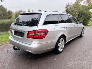 Pelēks Mercedes-Benz E 300 2011 Bauska, ar dzinēja tilpumu 3.00 L un nobraukumu 295 tūkst. km par 4300 €, foto 15 vietnē AUTOMOTO.COM.LV