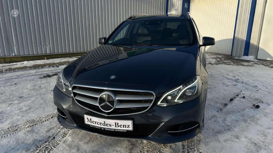 Pelēks Mercedes-Benz E 300 2013 Marijampole, ar dzinēja tilpumu 2.20 L un nobraukumu 290 tūkst. km par 11300 €, foto 2 vietnē AUTOMOTO.COM.LV