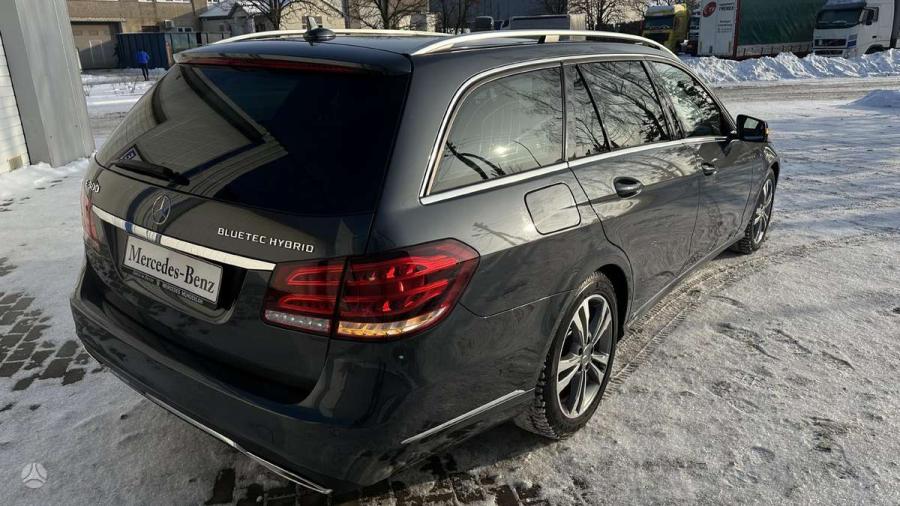 Pelēks Mercedes-Benz E 300 2013 Marijampole, ar dzinēja tilpumu 2.20 L un nobraukumu 290 tūkst. km par 11300 €, foto 7 vietnē AUTOMOTO.COM.LV
