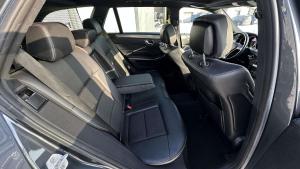 Pelēks Mercedes-Benz E 300 2013 Marijampole, ar dzinēja tilpumu 2.20 L un nobraukumu 290 tūkst. km par 11300 €, foto 16 vietnē AUTOMOTO.COM.LV