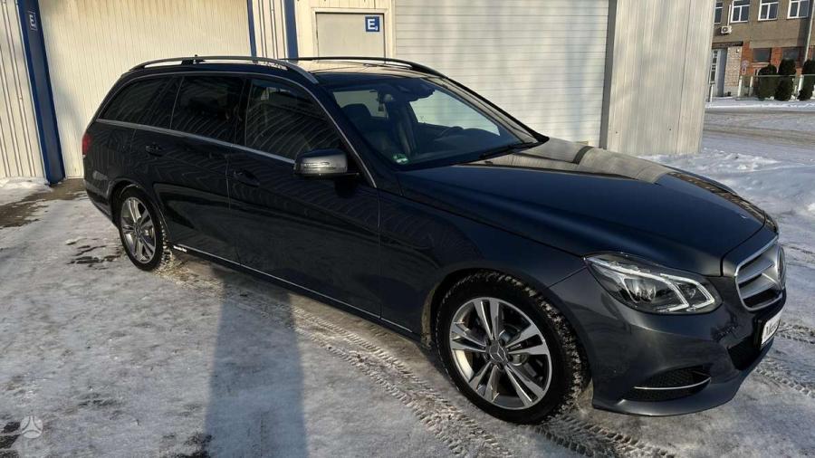Pelēks Mercedes-Benz E 300 2013 Marijampole, ar dzinēja tilpumu 2.14 L un nobraukumu 290 tūkst. km par 10500 €, foto 5 vietnē AUTOMOTO.COM.LV