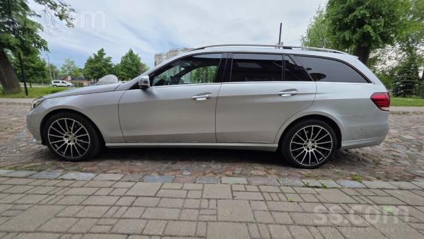 Серый Мерседес Е 300 2013 в Елгава, объемом двигателя 3.00 л и пробегом 259 тыс. км за 12490 €, фото 2 на AUTOMOTO.COM.LV