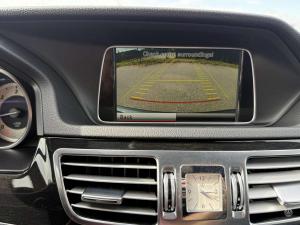 Grey Mercedes-Benz E 300 2013 in Vilnius, with an engine capacity of 2.20 L and mileage of 369 thousand km for 6200 €, photo 24 on AUTOMOTO.COM.LV