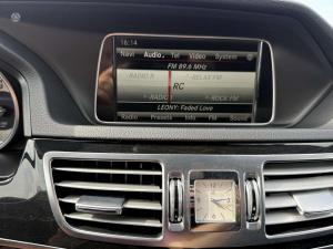 Grey Mercedes-Benz E 300 2013 in Vilnius, with an engine capacity of 2.20 L and mileage of 369 thousand km for 6200 €, photo 25 on AUTOMOTO.COM.LV