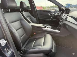 Grey Mercedes-Benz E 300 2013 in Vilnius, with an engine capacity of 2.20 L and mileage of 369 thousand km for 6200 €, photo 30 on AUTOMOTO.COM.LV