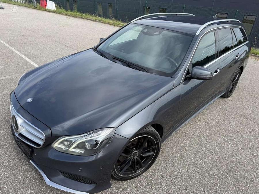 Grey Mercedes-Benz E 300 2013 in Vilnius, with an engine capacity of 2.20 L and mileage of 369 thousand km for 6200 €, photo 34 on AUTOMOTO.COM.LV