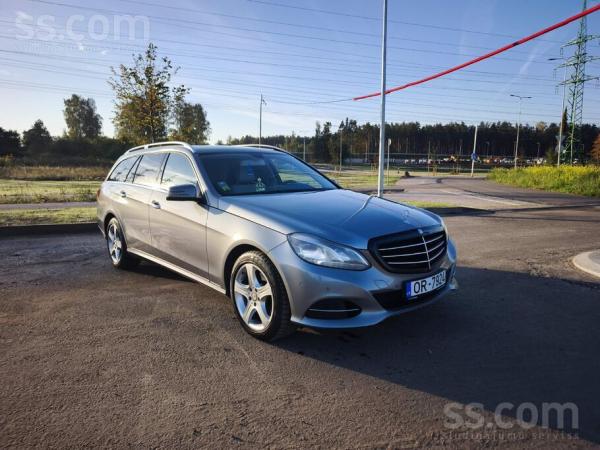 Grey Mercedes-Benz E 300 2013 in Riga, with an engine capacity of 2.20 L and mileage of 436 thousand km for 7999 €, photo 5 on AUTOMOTO.COM.LV