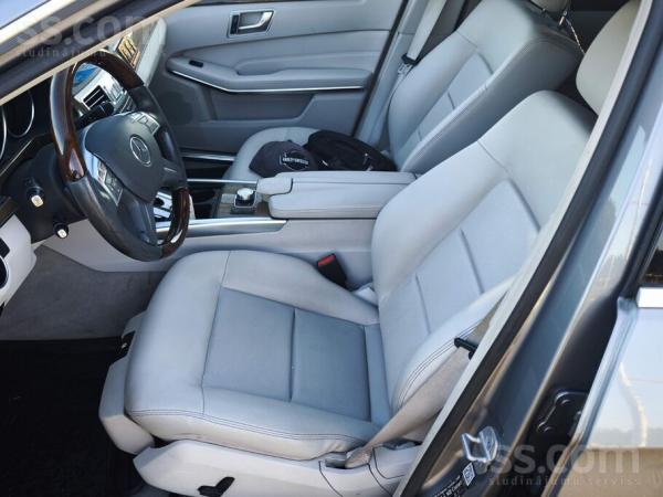 Grey Mercedes-Benz E 300 2013 in Riga, with an engine capacity of 2.20 L and mileage of 436 thousand km for 7999 €, photo 8 on AUTOMOTO.COM.LV
