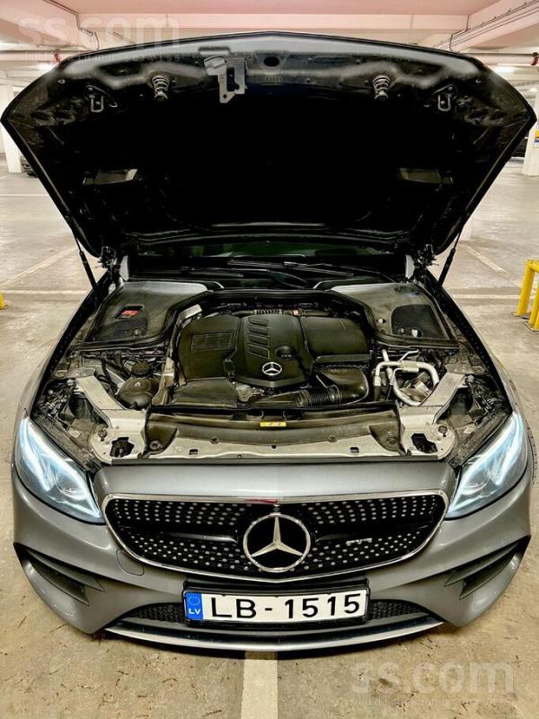 Pelēks Mercedes-Benz E 300 2018 Liepāja, ar dzinēja tilpumu 2.00 L un nobraukumu 238 tūkst. km par 23450 €, foto 7 vietnē AUTOMOTO.COM.LV