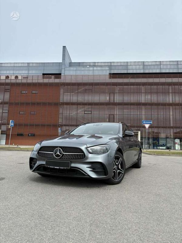 Grey Mercedes-Benz E 300 2020 in Klaipeda, with an engine capacity of 1.95 L and mileage of 210 thousand km for 24300 €, photo 1 on AUTOMOTO.COM.LV