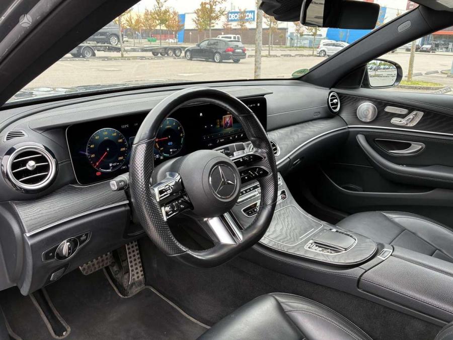 Серый Мерседес Е 300 2020 в Клайпеда, объемом двигателя 1.95 л и пробегом 210 тыс. км за 24300 €, фото 15 на AUTOMOTO.COM.LV