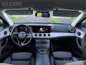 Grey Mercedes-Benz E 300 2020 in Valka, with an engine capacity of 2.00 L and mileage of 195 thousand km for 20500 €, photo 13 on AUTOMOTO.COM.LV