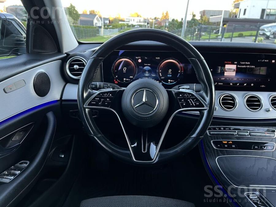 Grey Mercedes-Benz E 300 2020 in Valka, with an engine capacity of 2.00 L and mileage of 195 thousand km for 20500 €, photo 15 on AUTOMOTO.COM.LV