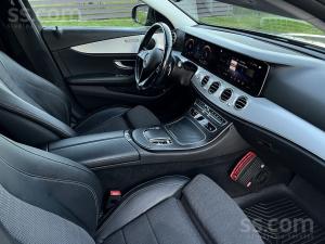 Grey Mercedes-Benz E 300 2020 in Valka, with an engine capacity of 2.00 L and mileage of 195 thousand km for 20500 €, photo 16 on AUTOMOTO.COM.LV
