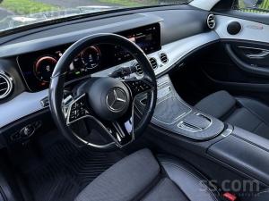 Grey Mercedes-Benz E 300 2020 in Valka, with an engine capacity of 2.00 L and mileage of 195 thousand km for 20500 €, photo 17 on AUTOMOTO.COM.LV