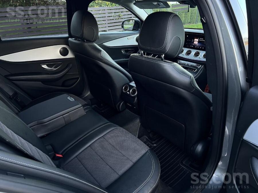 Grey Mercedes-Benz E 300 2020 in Valka, with an engine capacity of 2.00 L and mileage of 195 thousand km for 20500 €, photo 19 on AUTOMOTO.COM.LV