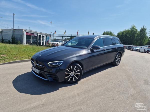 Grey Mercedes-Benz E 300 2021 in Kaunas, with an engine capacity of 2.00 L and mileage of 77 thousand km for 38990 €, photo 1 on AUTOMOTO.COM.LV