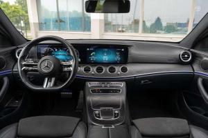 Grey Mercedes-Benz E 300 2021 in Vilnius, with an engine capacity of 2.00 L and mileage of 92 thousand km for 26950 €, photo 17 on AUTOMOTO.COM.LV
