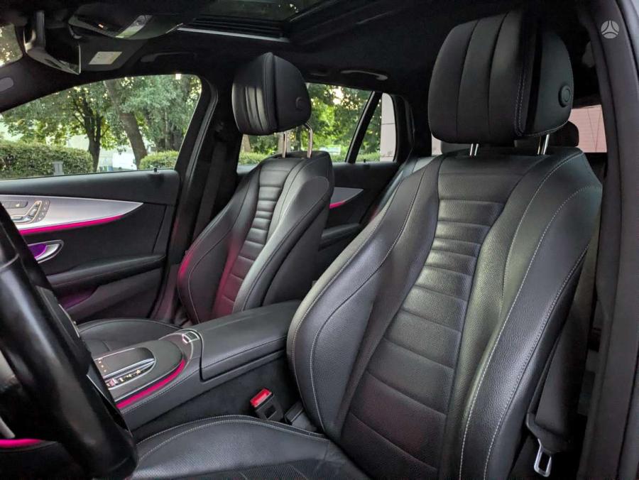 Pelēks Mercedes-Benz E 300 2021 Šauļi, ar dzinēja tilpumu 1.95 L un nobraukumu 158 tūkst. km par 28900 €, foto 8 vietnē AUTOMOTO.COM.LV