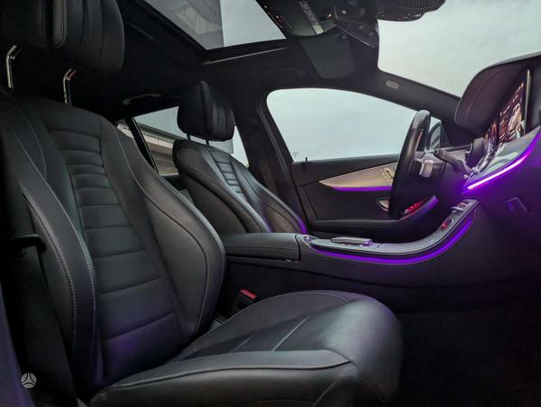 Pelēks Mercedes-Benz E 300 2021 Šauļi, ar dzinēja tilpumu 1.95 L un nobraukumu 158 tūkst. km par 28900 €, foto 8 vietnē AUTOMOTO.COM.LV