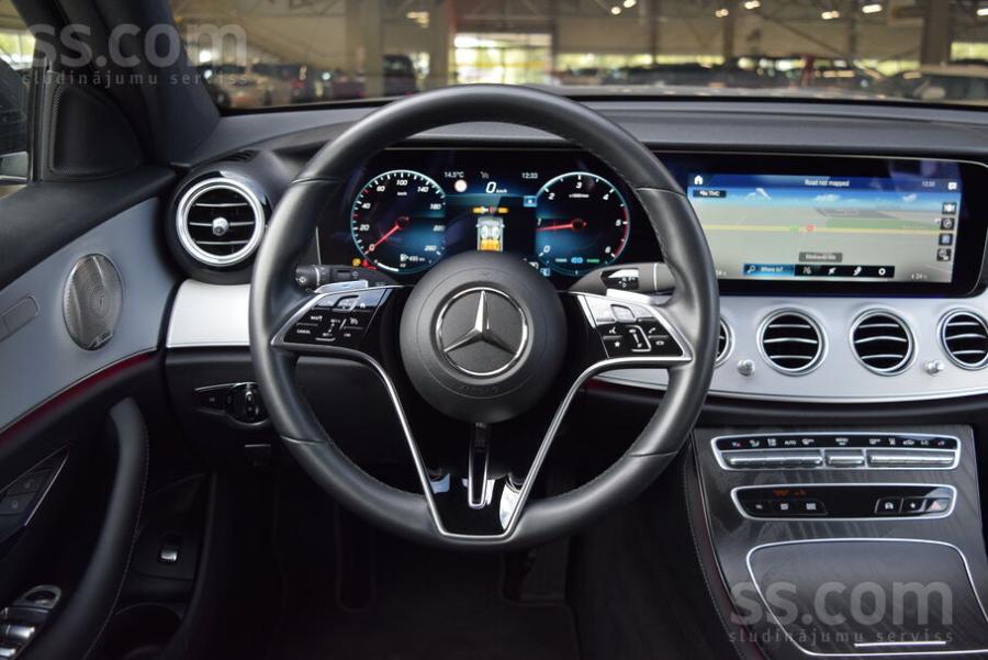 Pelēks Mercedes-Benz E 300 2022 Rīga, ar dzinēja tilpumu 2.00 L un nobraukumu 39 tūkst. km par 43900 €, foto 10 vietnē AUTOMOTO.COM.LV