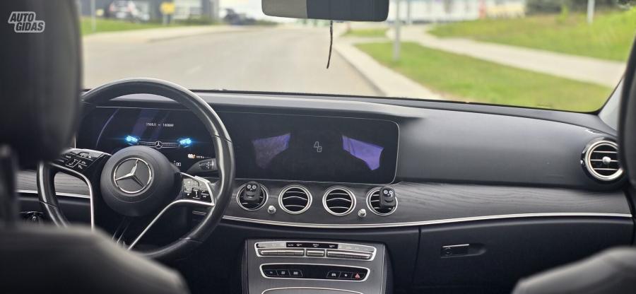 Grey Mercedes-Benz E 300 2022 in Vilnius, with an engine capacity of 2.00 L and mileage of 162 thousand km for 35555 €, photo 9 on AUTOMOTO.COM.LV