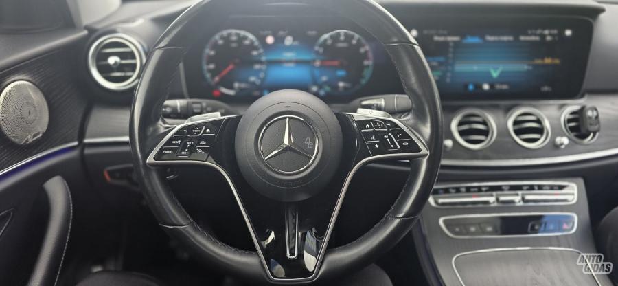 Grey Mercedes-Benz E 300 2022 in Vilnius, with an engine capacity of 2.00 L and mileage of 162 thousand km for 35555 €, photo 19 on AUTOMOTO.COM.LV