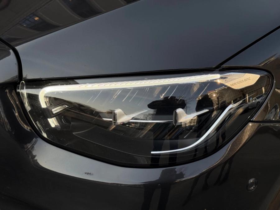 Pelēks Mercedes-Benz E 300 2022 Rīga, ar dzinēja tilpumu 2.00 L un nobraukumu 61 tūkst. km par 36980 €, foto 5 vietnē AUTOMOTO.COM.LV