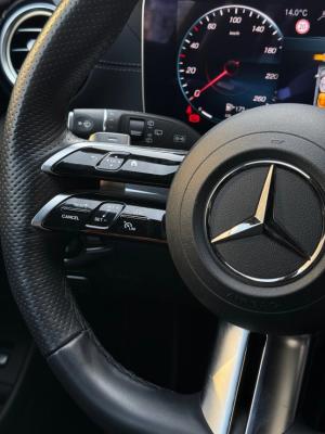 Pelēks Mercedes-Benz E 300 2022 Rīga, ar dzinēja tilpumu 2.00 L un nobraukumu 61 tūkst. km par 36980 €, foto 18 vietnē AUTOMOTO.COM.LV