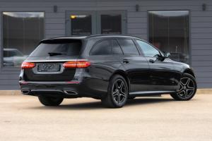 Pelēks Mercedes-Benz E 300 2022 Rīga, ar dzinēja tilpumu 2.00 L un nobraukumu 170 tūkst. km par 28450 €, foto 5 vietnē AUTOMOTO.COM.LV