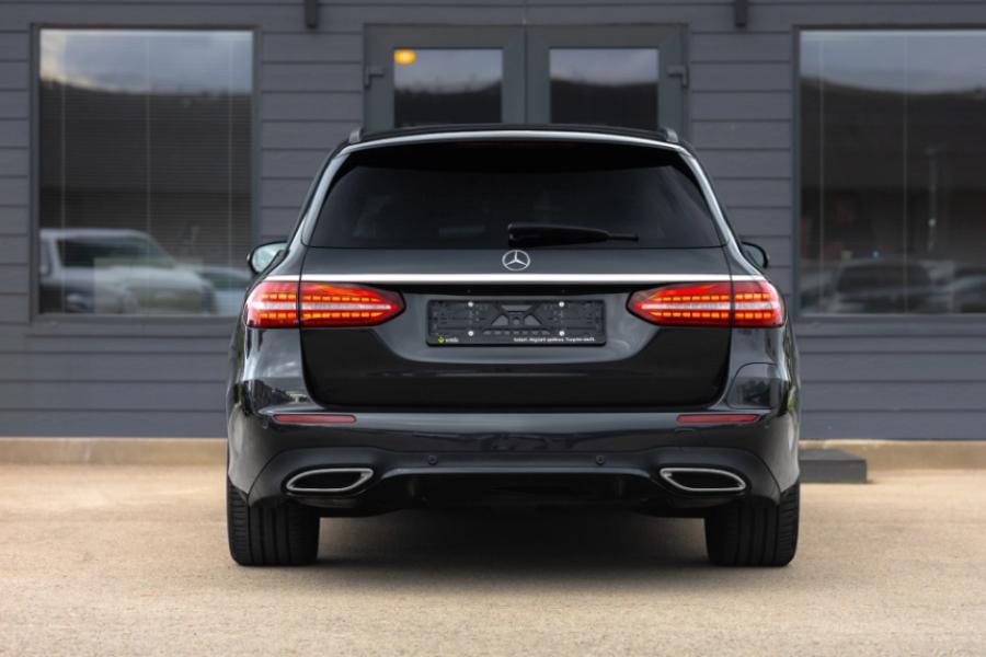 Pelēks Mercedes-Benz E 300 2022 Rīga, ar dzinēja tilpumu 2.00 L un nobraukumu 170 tūkst. km par 28450 €, foto 8 vietnē AUTOMOTO.COM.LV