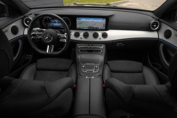Pelēks Mercedes-Benz E 300 2022 Rīga, ar dzinēja tilpumu 2.00 L un nobraukumu 170 tūkst. km par 28450 €, foto 8 vietnē AUTOMOTO.COM.LV