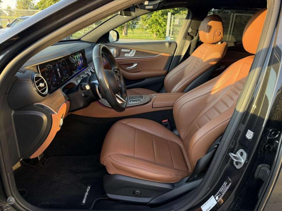 Pelēks Mercedes-Benz E 300 2022 Šauļi, ar dzinēja tilpumu 1.95 L un nobraukumu 180 tūkst. km par 28990 €, foto 13 vietnē AUTOMOTO.COM.LV