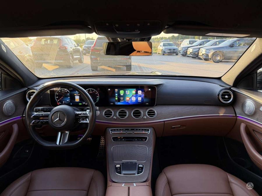 Pelēks Mercedes-Benz E 300 2022 Šauļi, ar dzinēja tilpumu 1.95 L un nobraukumu 180 tūkst. km par 28990 €, foto 16 vietnē AUTOMOTO.COM.LV