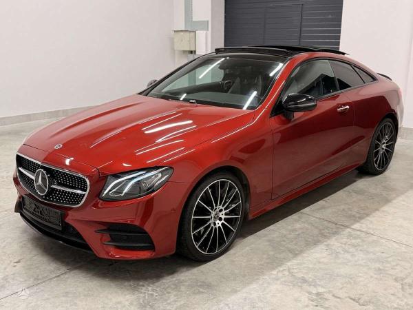 Red Mercedes-Benz E 300 2018 in Kaunas, with an engine capacity of 1.99 L and mileage of 153 thousand km for 26900 €, photo 2 on AUTOMOTO.COM.LV